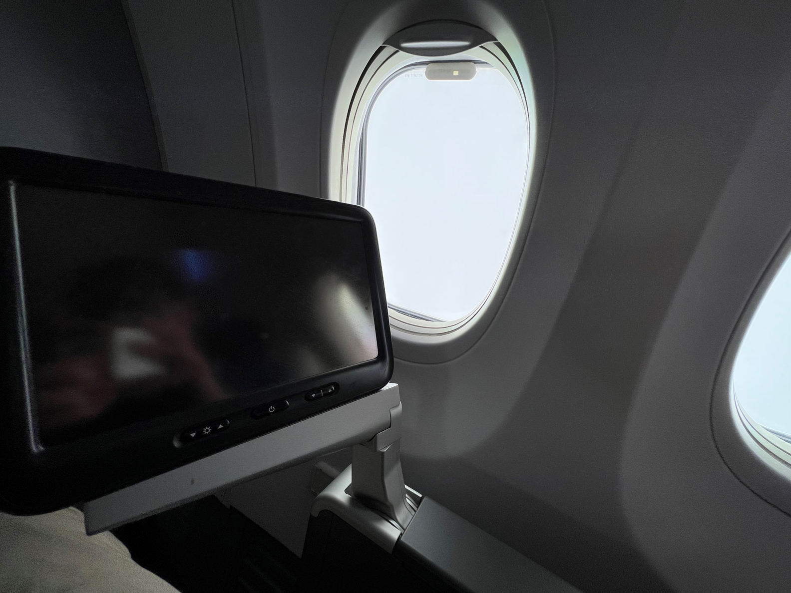 Review: Qantas Business Class (Sydney to Wellington)